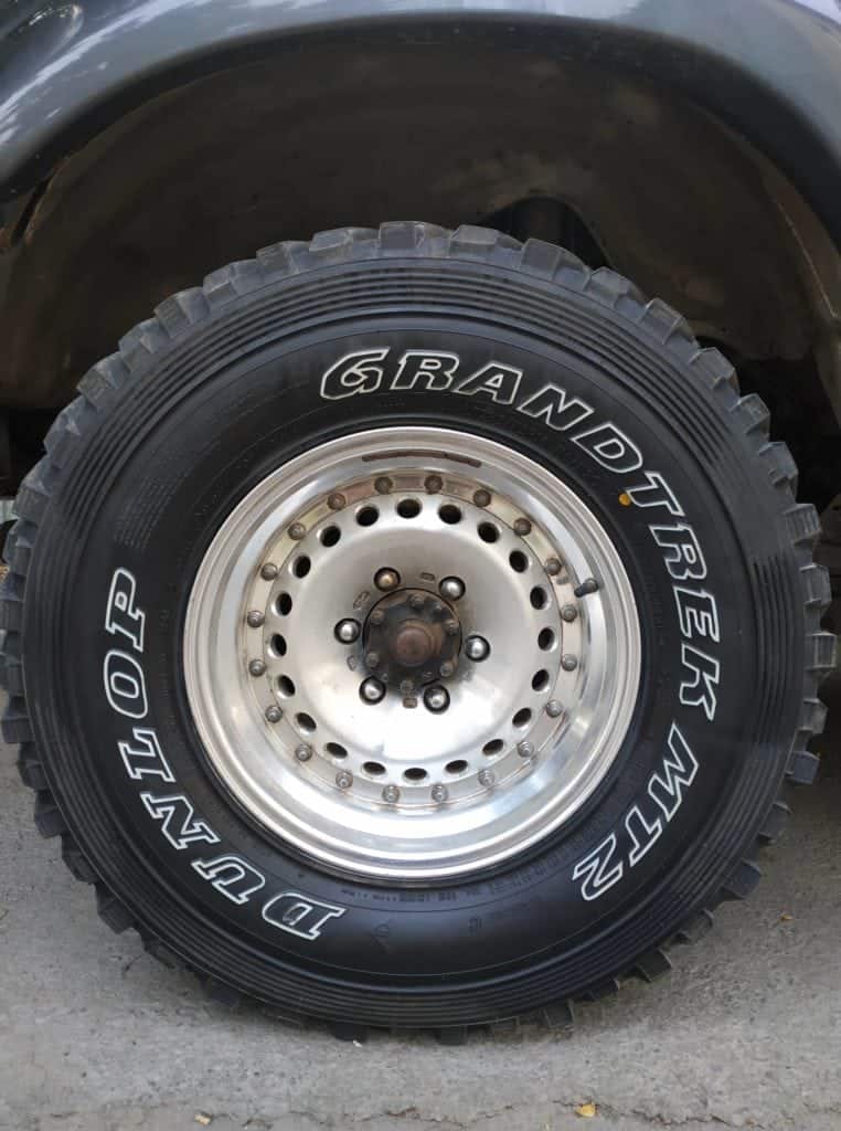 Which tires for 4x4 travel? M/T mud tires Vs A/T all-terrain tires